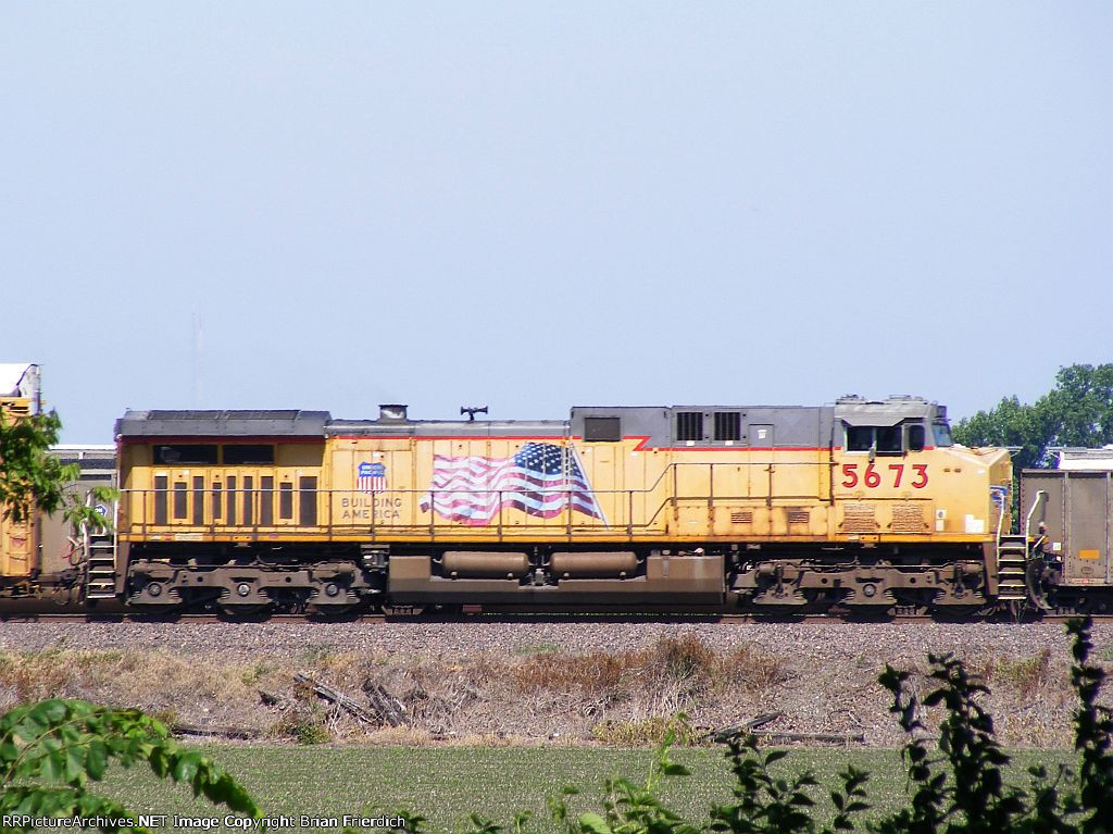 UP 5673